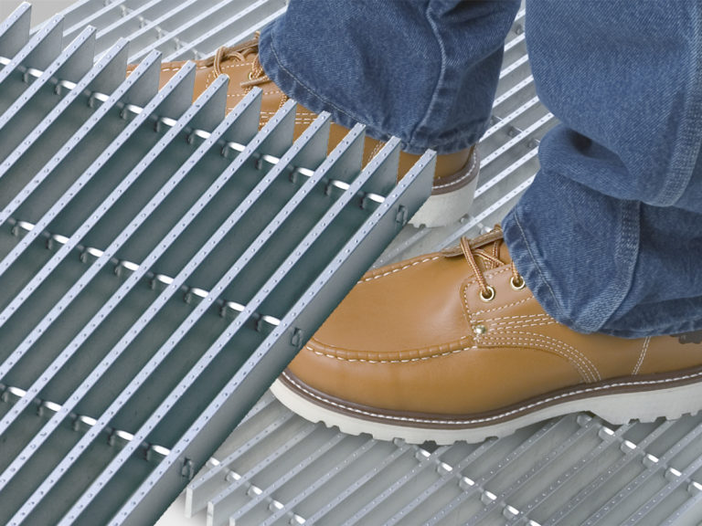 Algrip Slip-Resistant Grating & Ladder Rungs